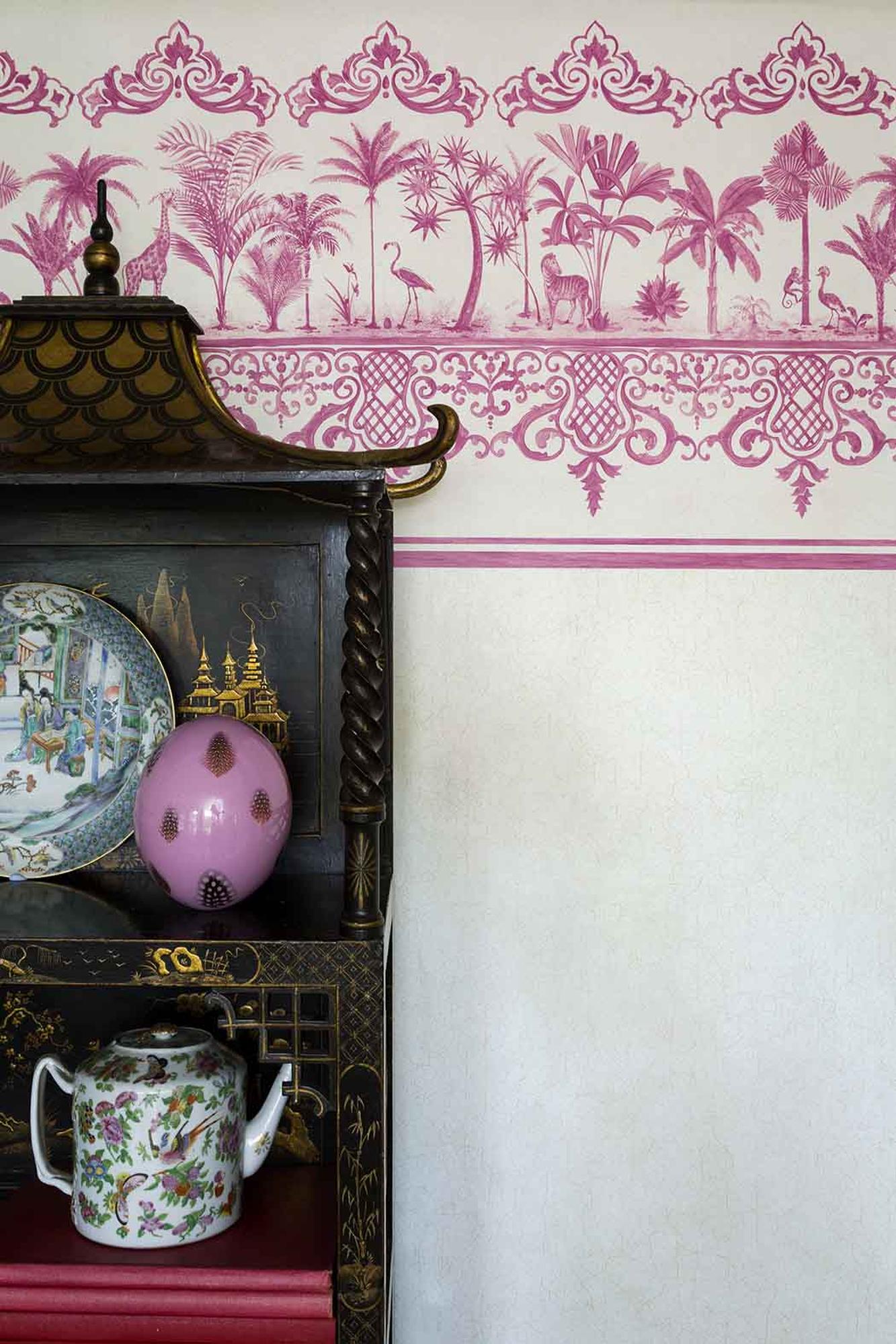 interior library - Rousseau Border 99/10042 COLE & SON