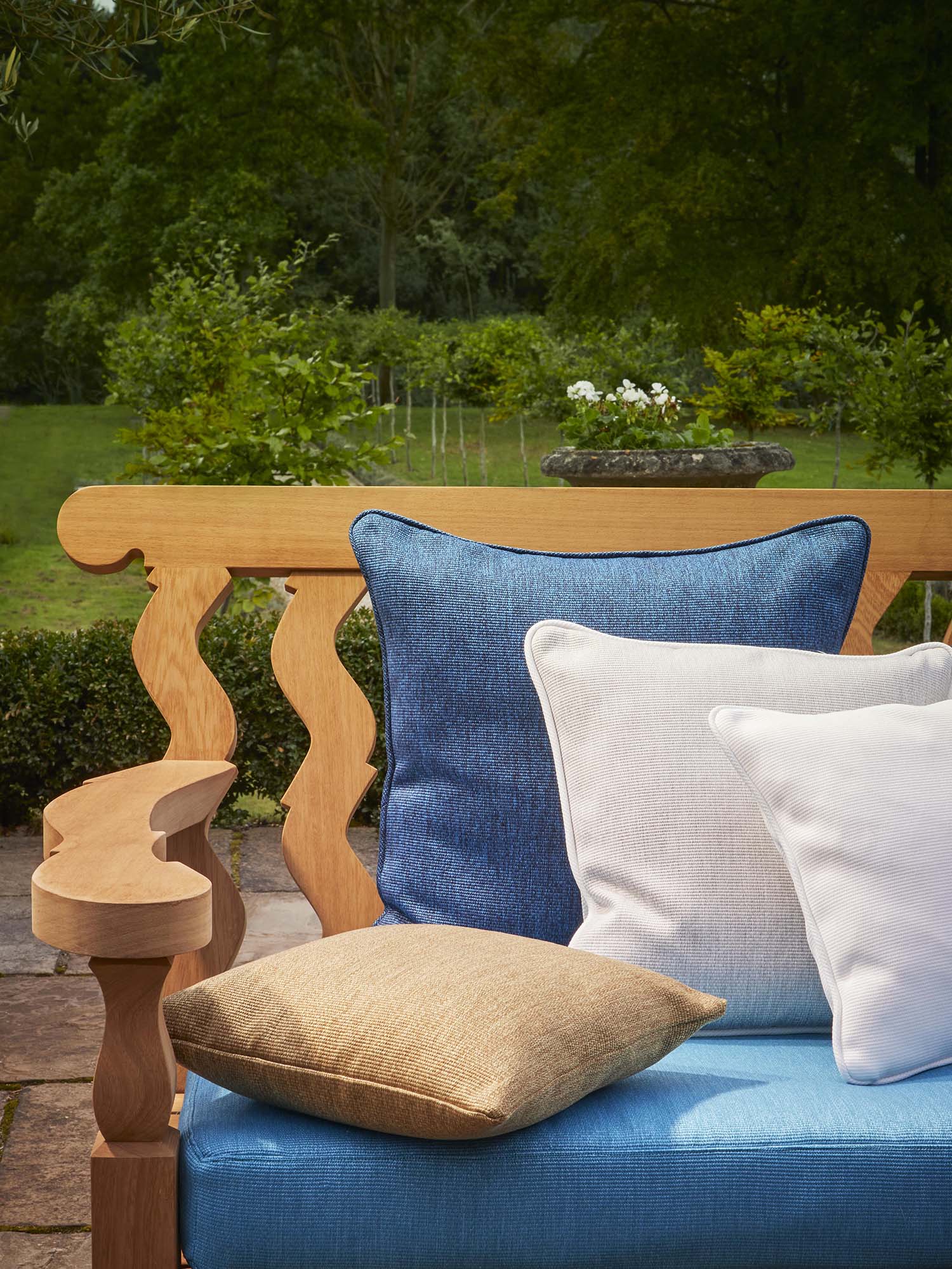 interior library - Amalfi N9012375010 No.9 THOMPSON