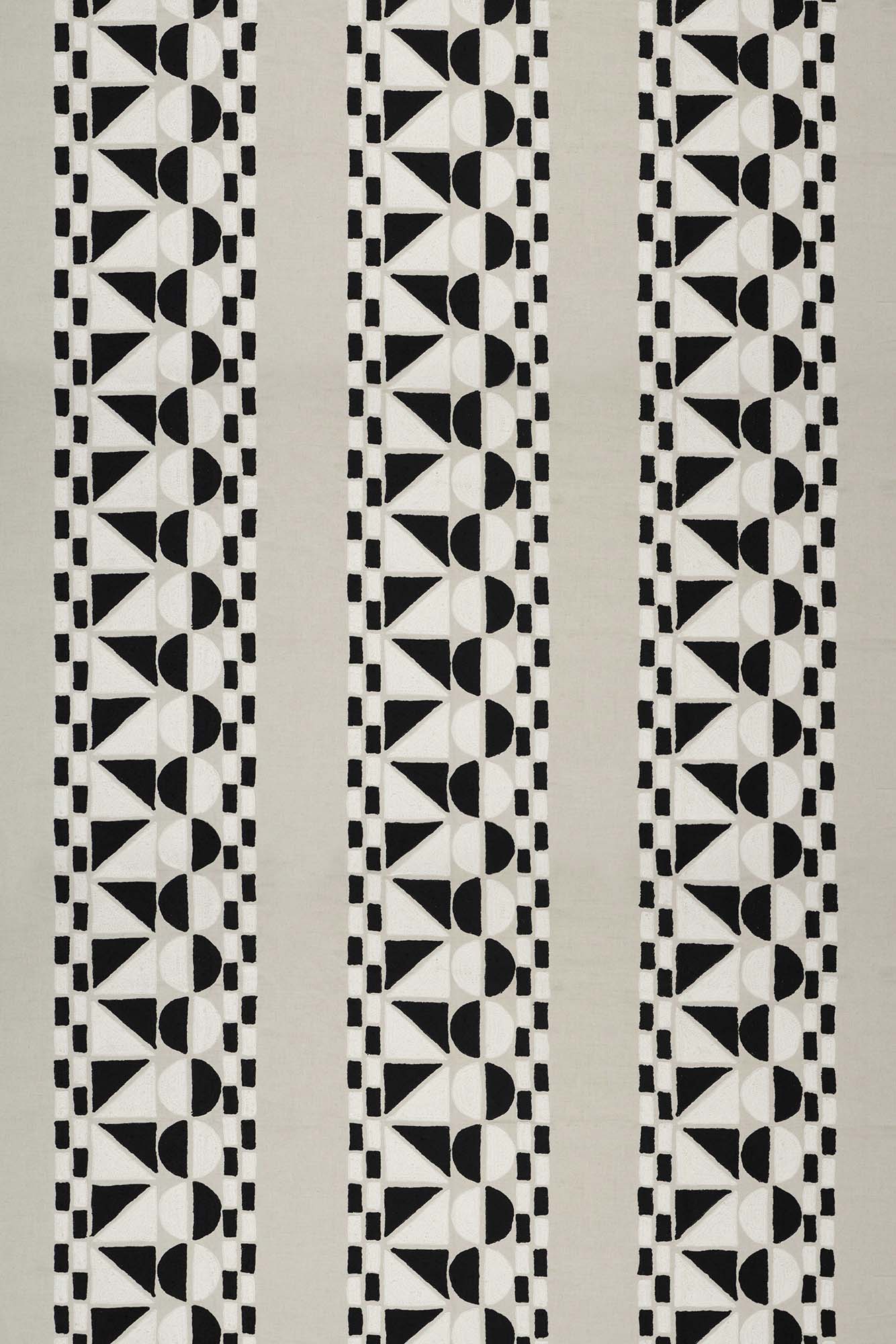 interior library - Percussion N9012334001 No.9 THOMPSON