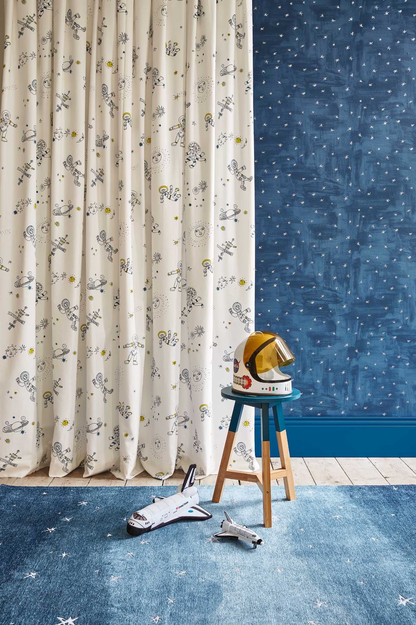 interior library - Cosmic Cats V3612-01 VILLA NOVA